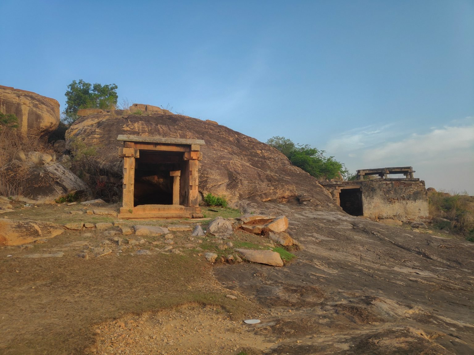 Visiting Melukote: The Archaic Land of Tanks and Caves! – TravelTear